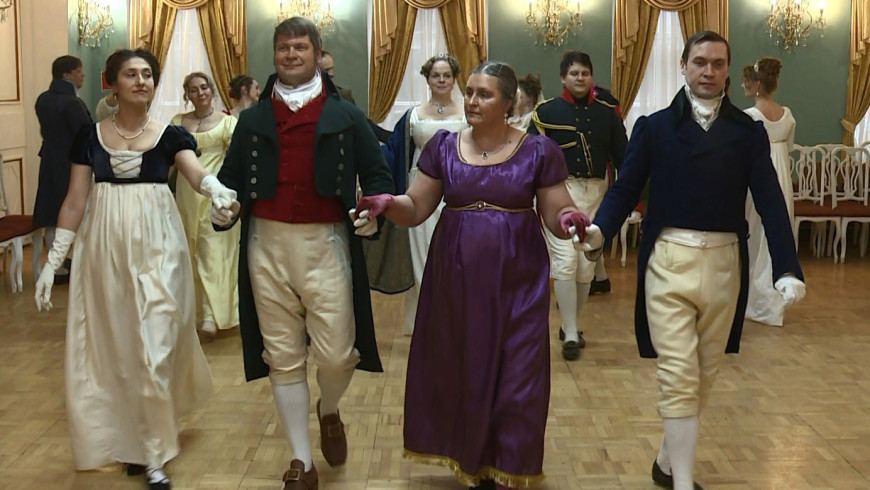 Смоляне окунулись в атмосферу XIX века | ГТРК «СМОЛЕНСК»